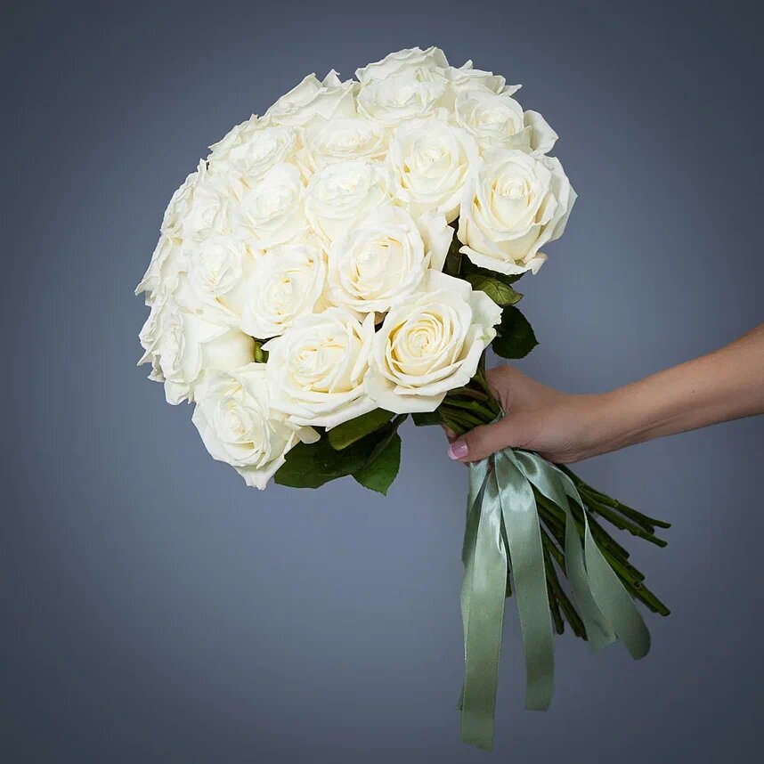 Монобукет из 25 пионовидных Роз "Playa Blanca" под ленту, Эквадор “Premium”