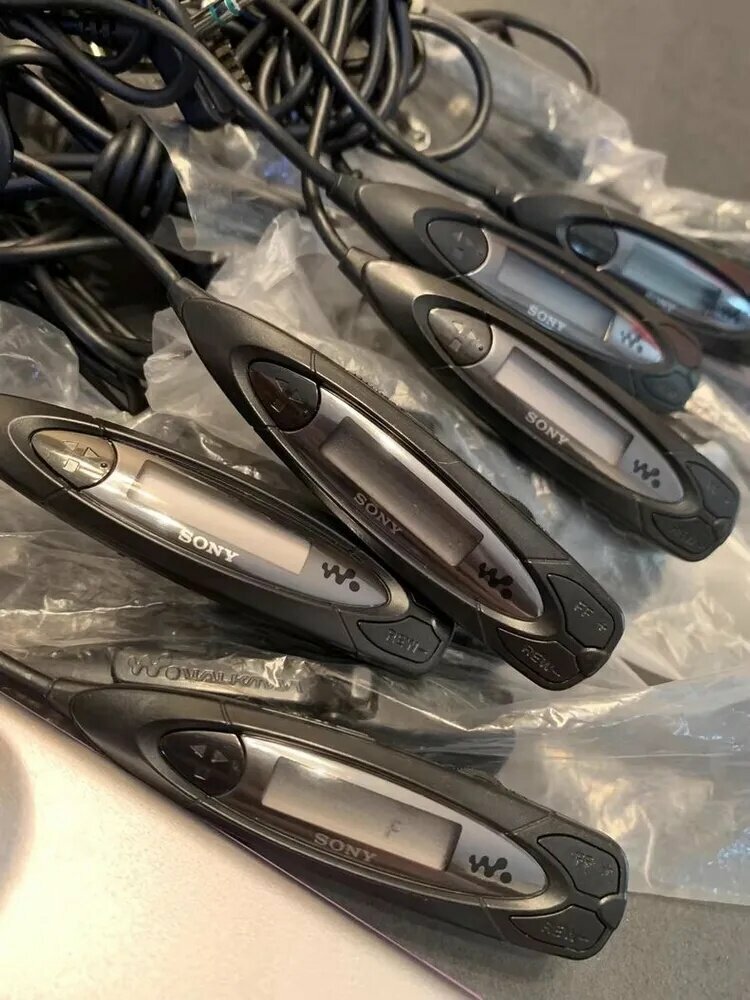 Совершенно новый, 100% аутентичный ультратонкий walkman Walkman RM-WME23 от Sony серии EX с проводным управлением