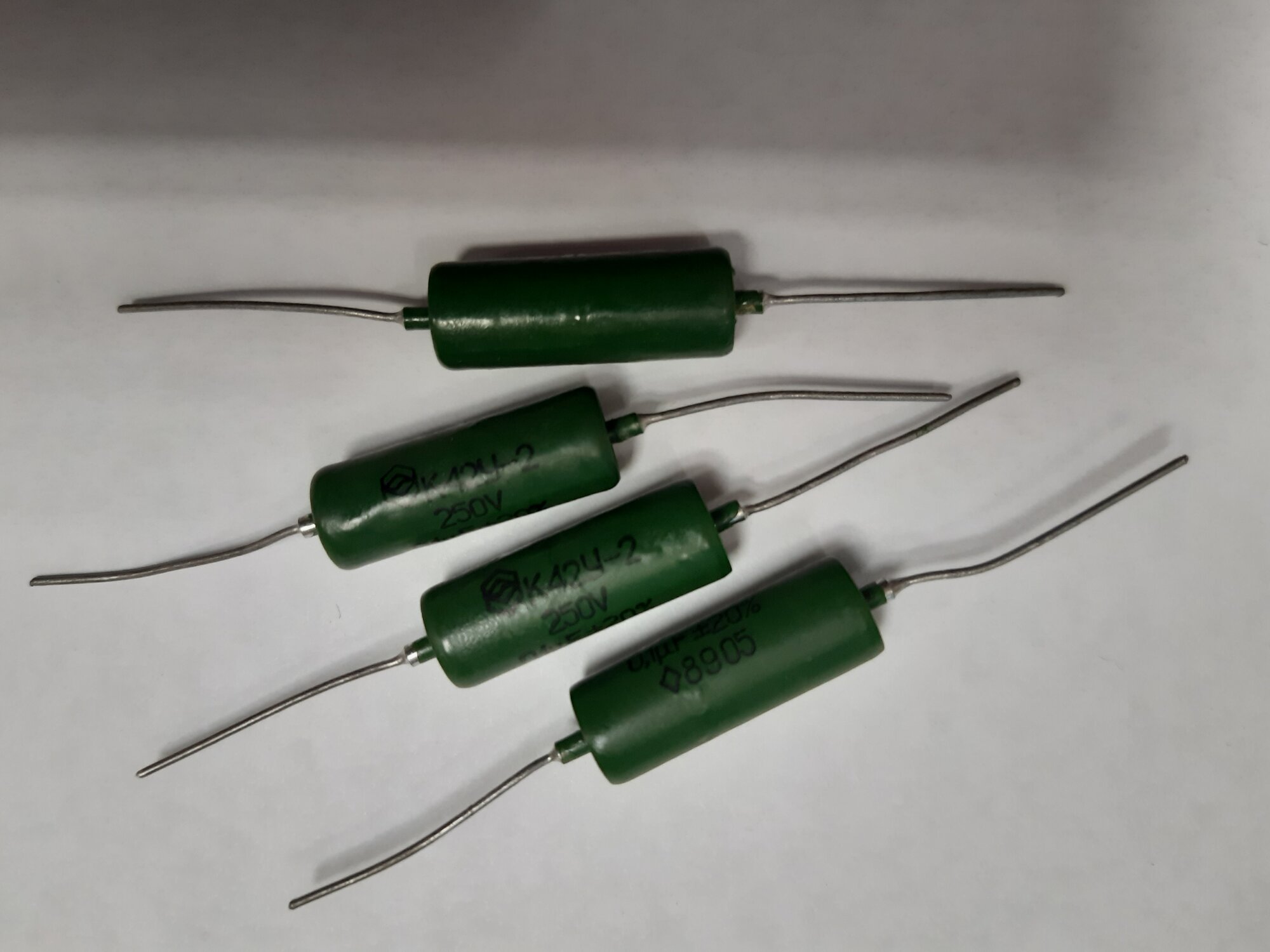 Конденсатор К42У-2 250V 0.1mF (комплект 5 штук)