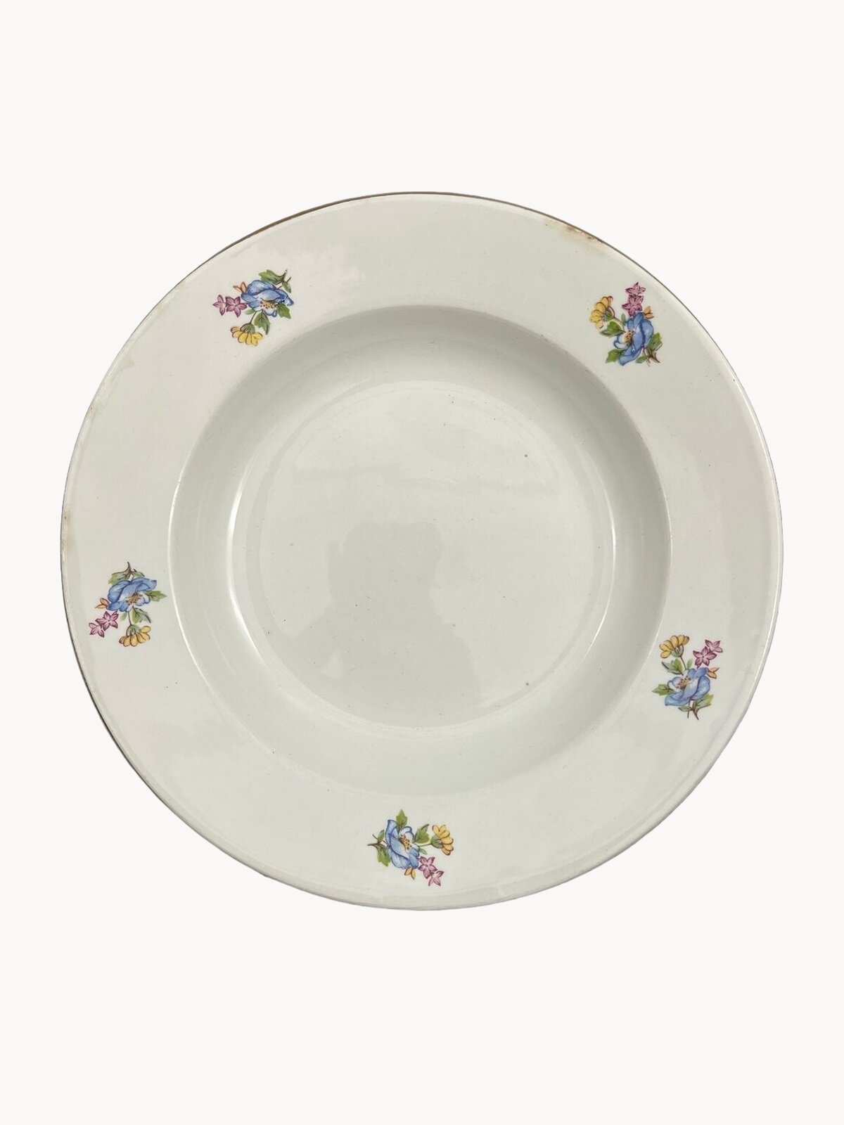 Тарелка "Цветы", 20.5 см, глубокая, фаянс, 1967-1991 гг, Будянский фаянсовый завод (Буды), СССР