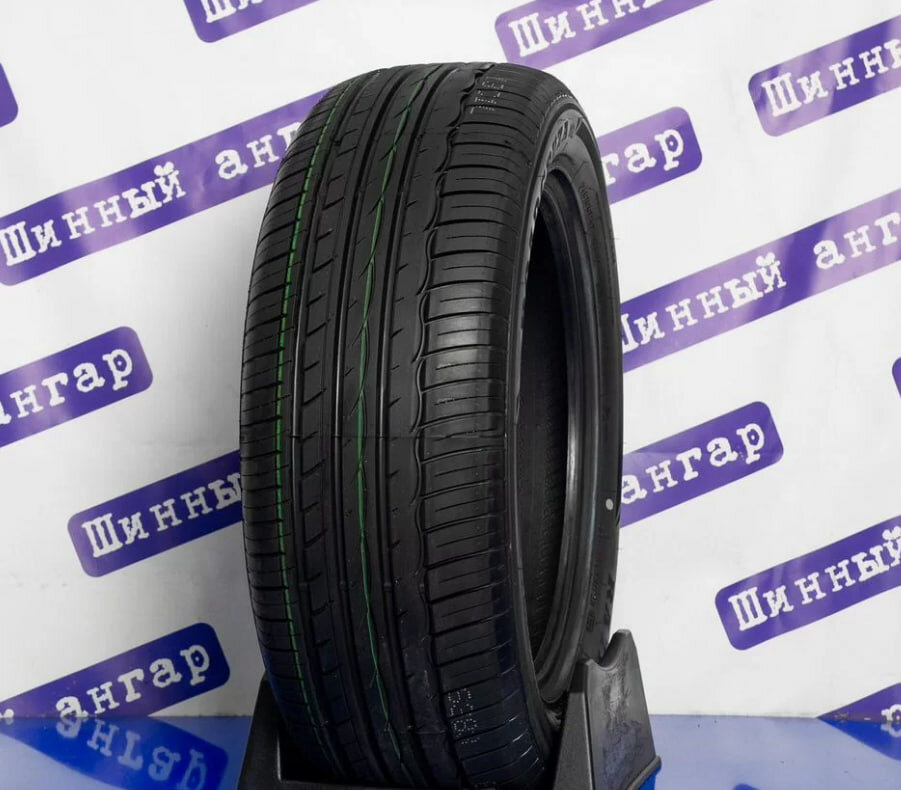 Roadcruza RA710 195/40R17 81W летняя шина для легковых автомобилей