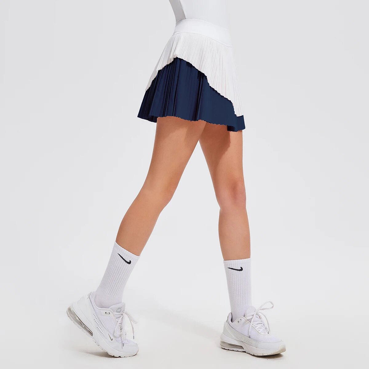 Шорты спортивные