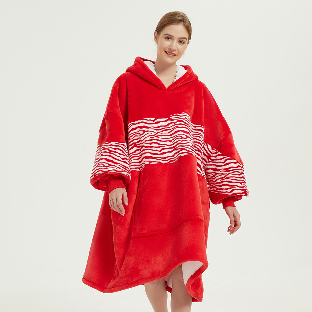 Плюшевый теплый плед худи с рукавами