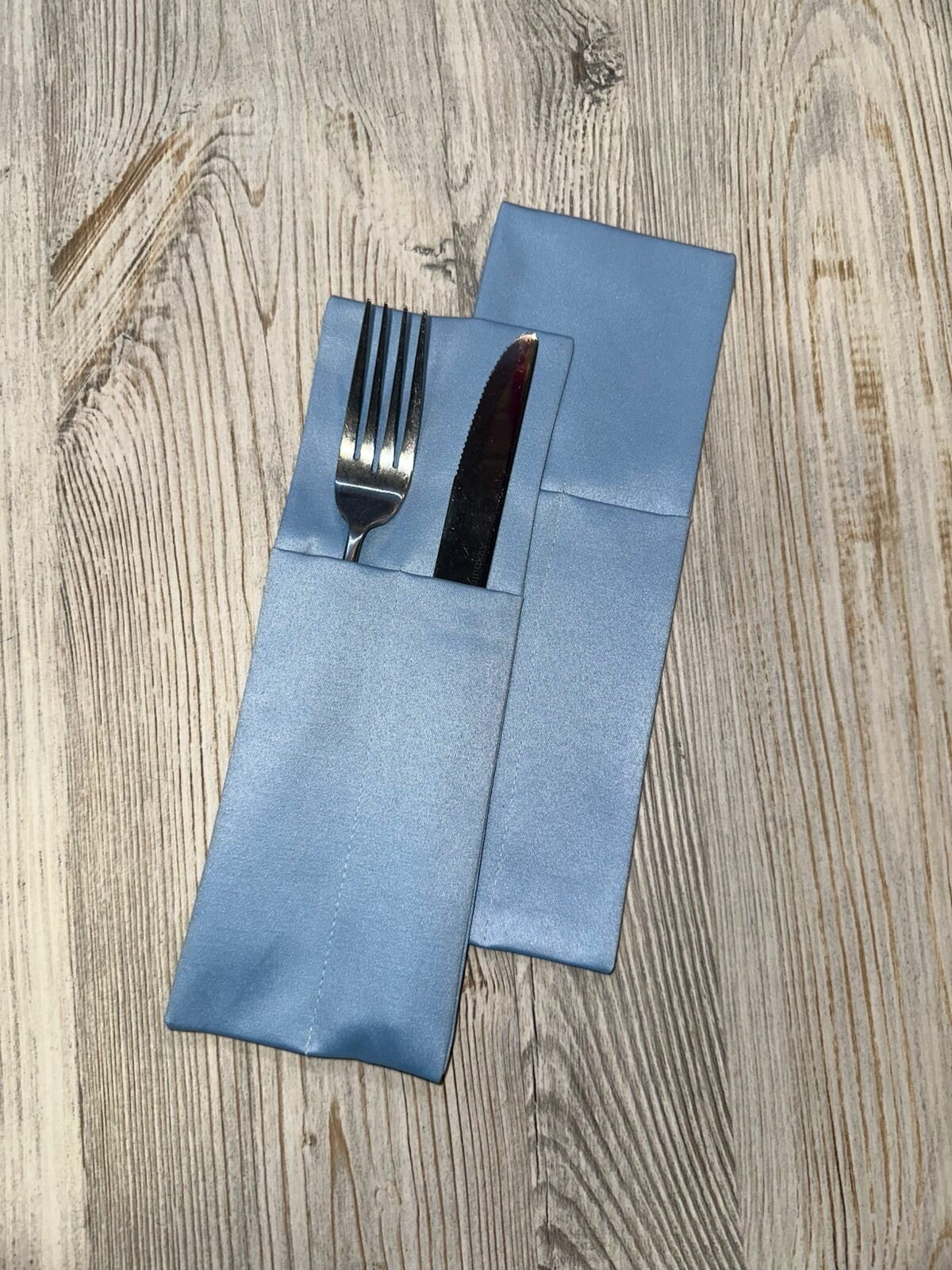 Куверты конверты для столовых приборов 4 штуки.