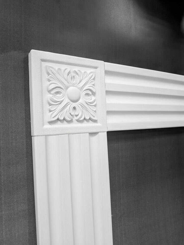 Декоративные розетки «Ажур» 80 мм. для настенного монтажа 2 шт