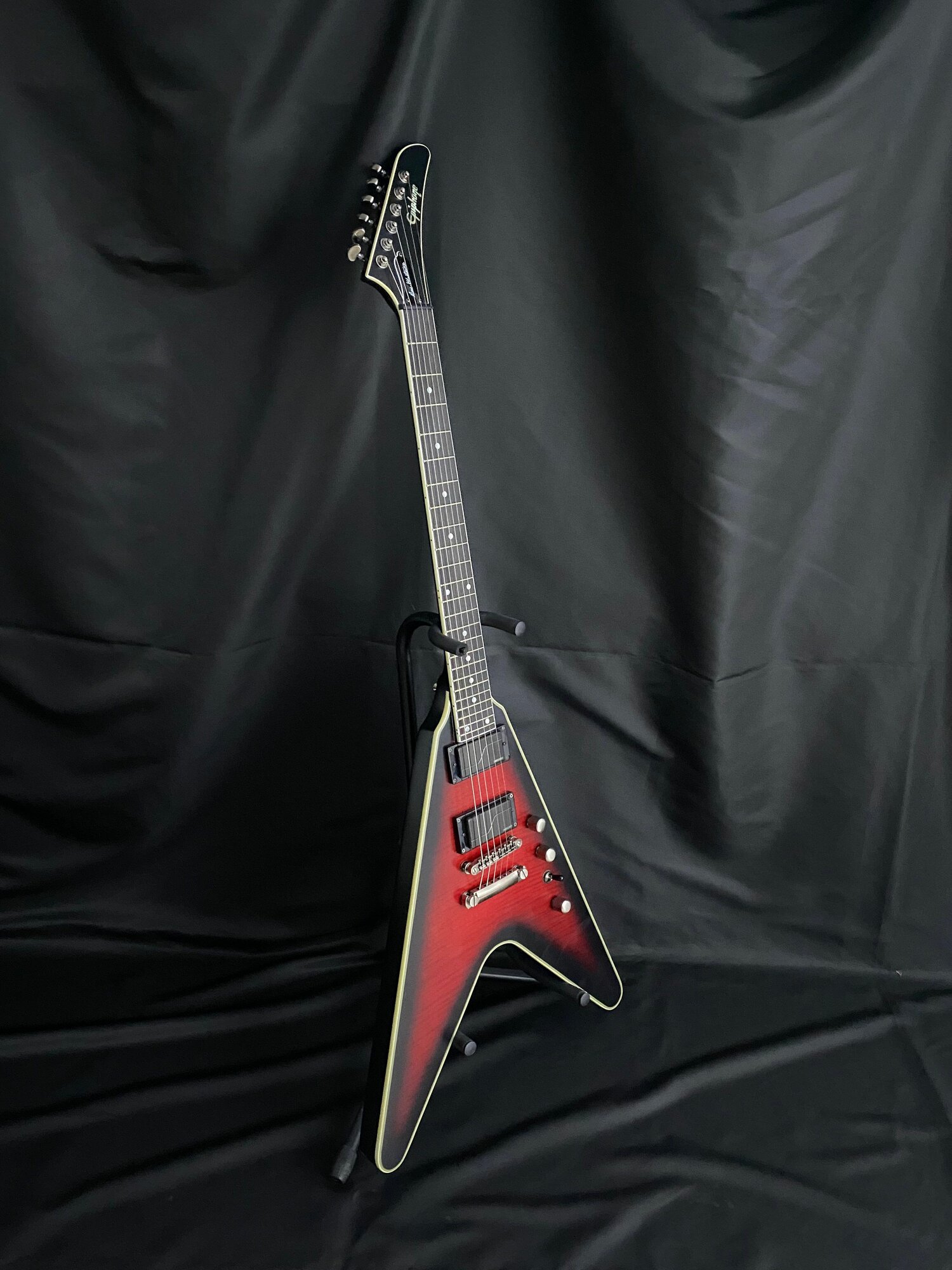 Эпифон Dave Mustaine Flying V электрогитара