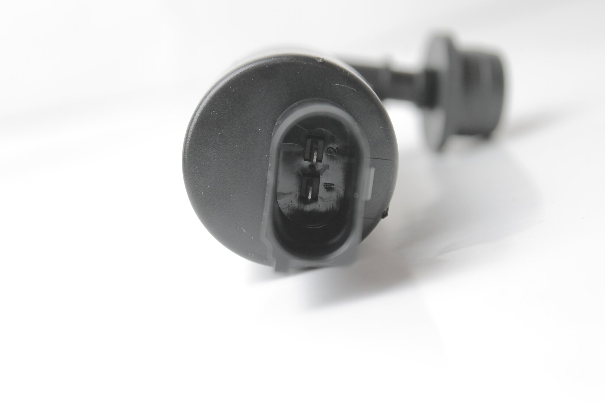 Насос/Моторчик омывателя фар HYUNDAI Santa Fe 3, i30 2, i40 KIA Ceed 2, Sorento 2