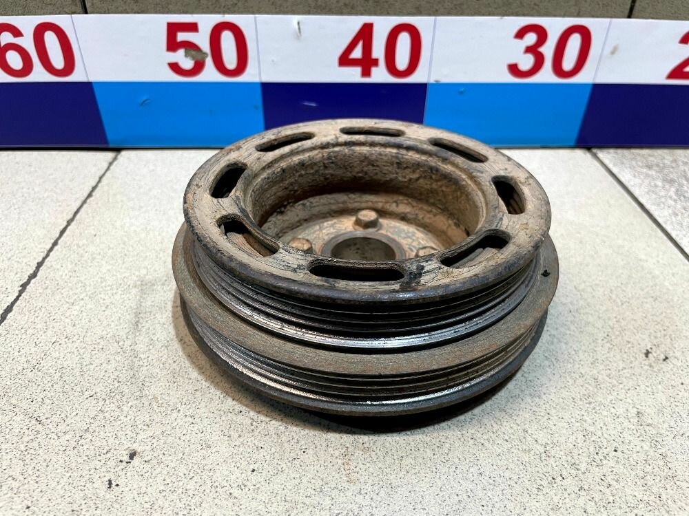 Шкив коленвала Mazda 323 BJ