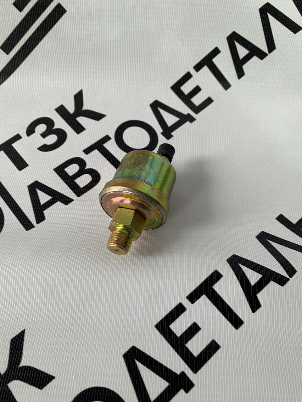 Датчик давления масла Cummins 2.8, 3.8