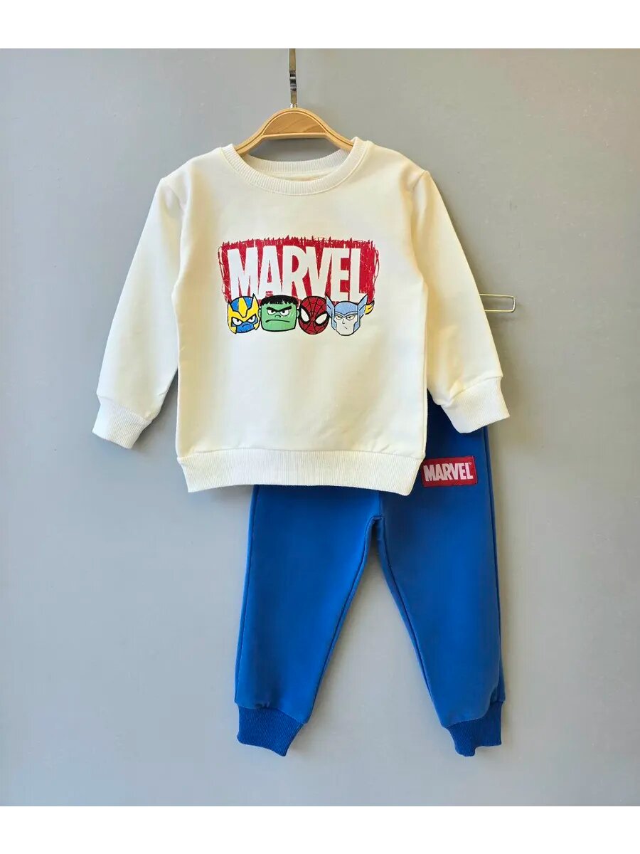 Комплект одежды