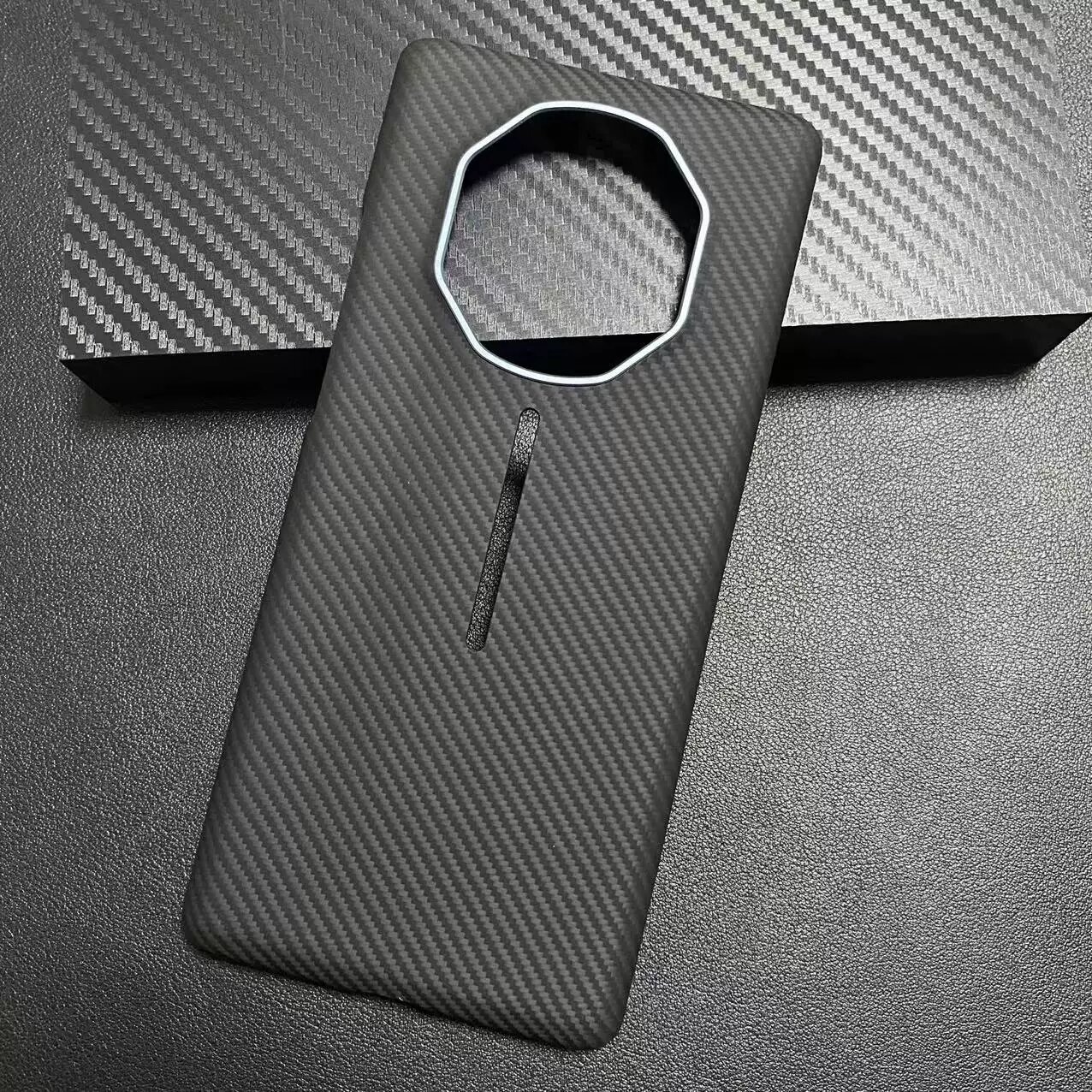 Чехол для Huawei Mate 40 RS Porsche Design из углеродного волокна, черно-серая мелкая текстура 600D металлический