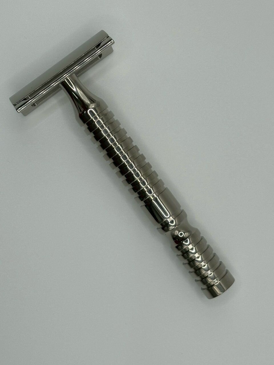 Т-образная бритва RazoRock Mamba 53 Halo