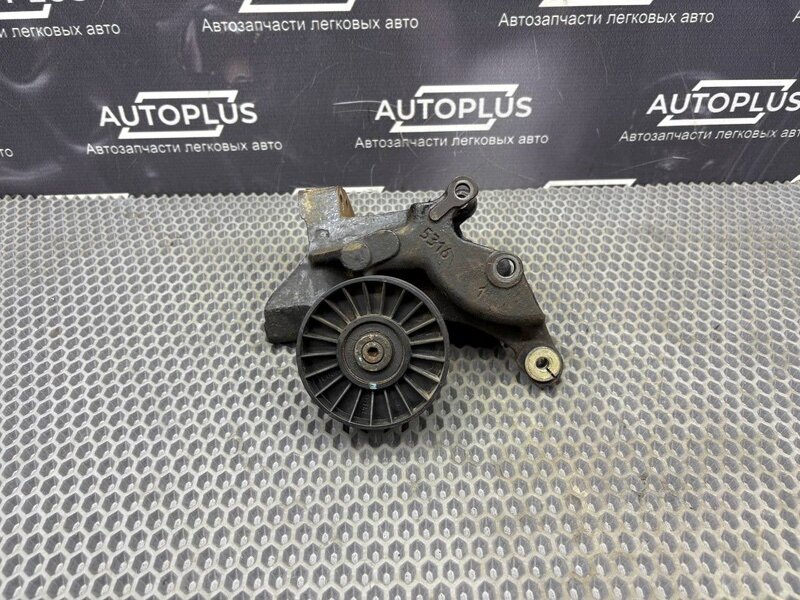 Кронштейн гидроусилителя руля