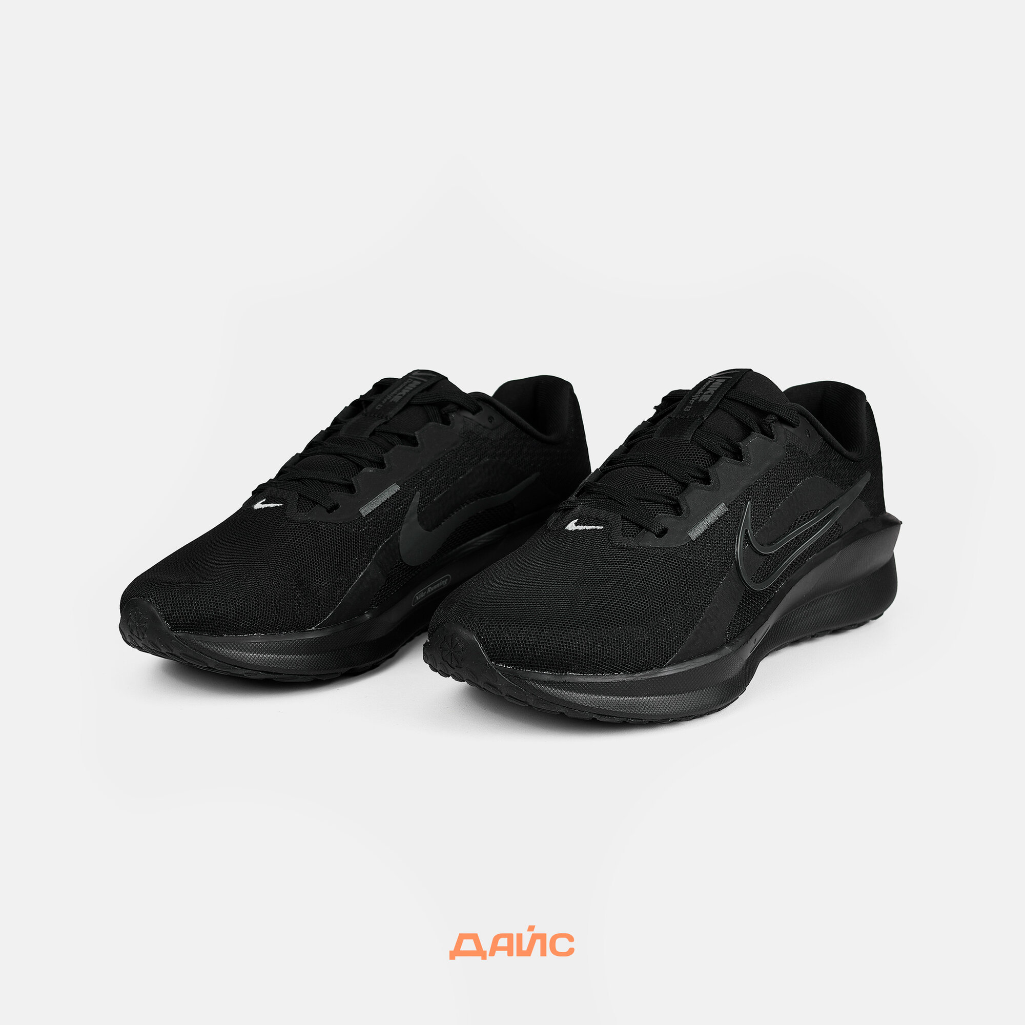 Кроссовки NIKE Downshifter 13, полнота 5 (RU)/ на среднюю стопу, размер 45 EU, black — фото 1
