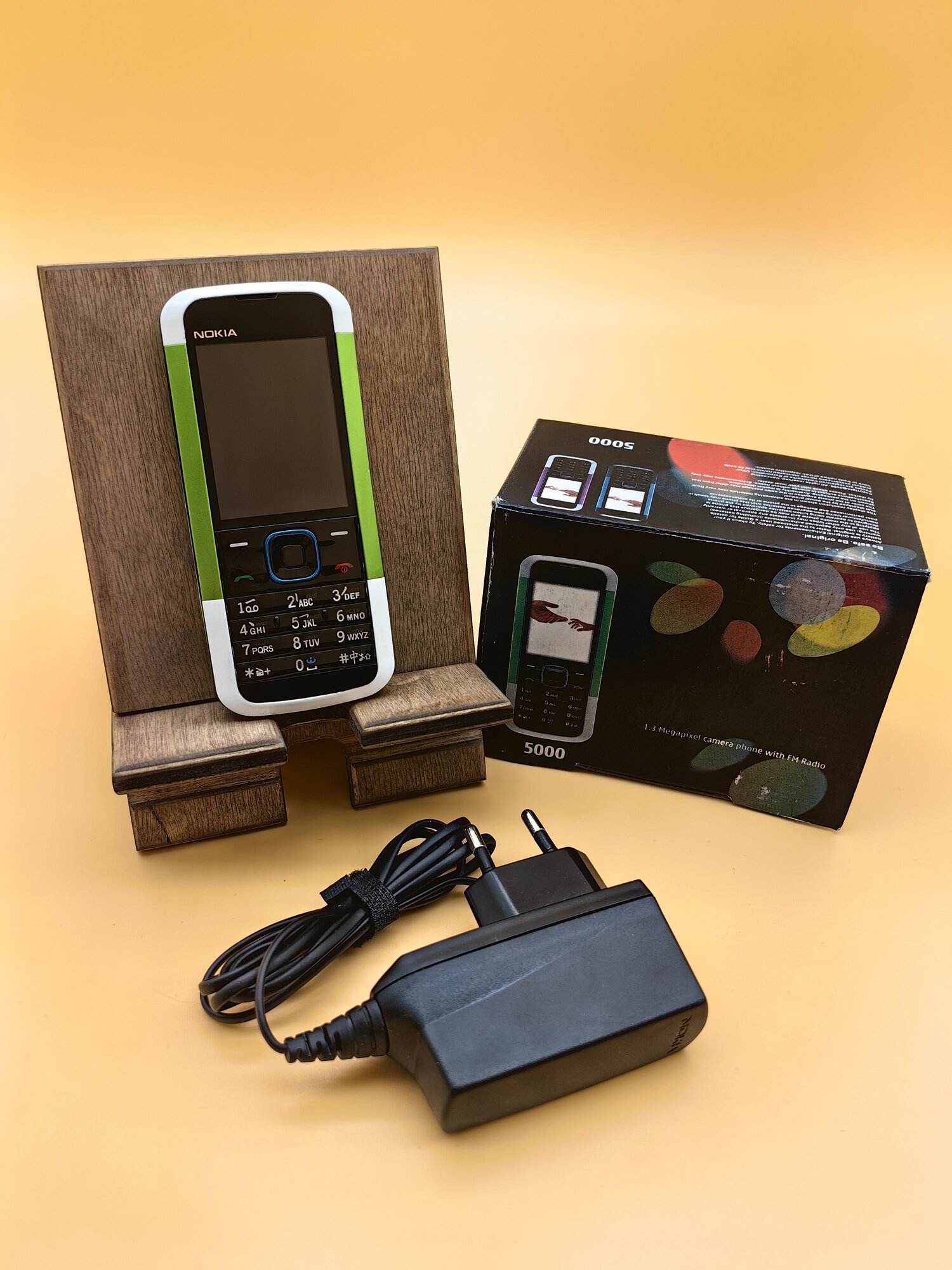 Мобильный кнопочный телефон Nokia 5000, Салатовый