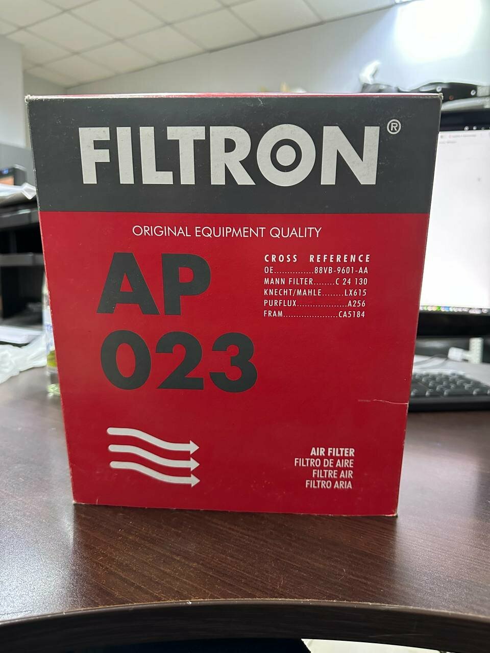 Фильтр воздушный FORD Transit (06-/14-), Tourneo Custom (12-), Ranger (11-) (2.2 TDCI) FILTRON AP023/5