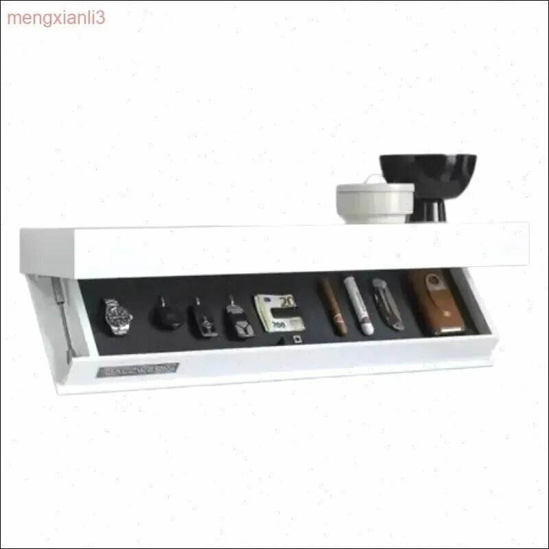 Сейф настенный деревянный скрытый