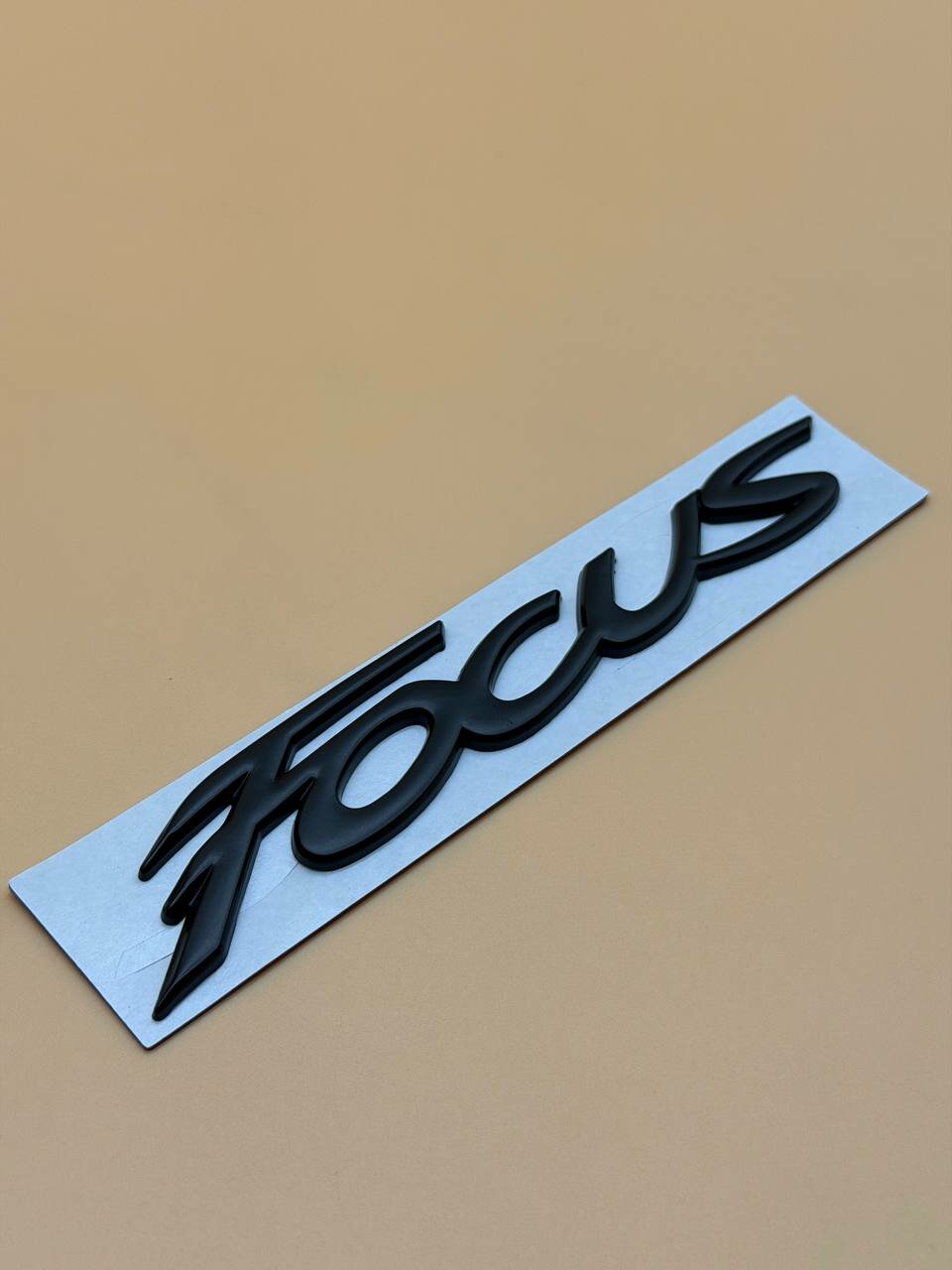 Надпись наклейка на багажник Ford Focus 17см