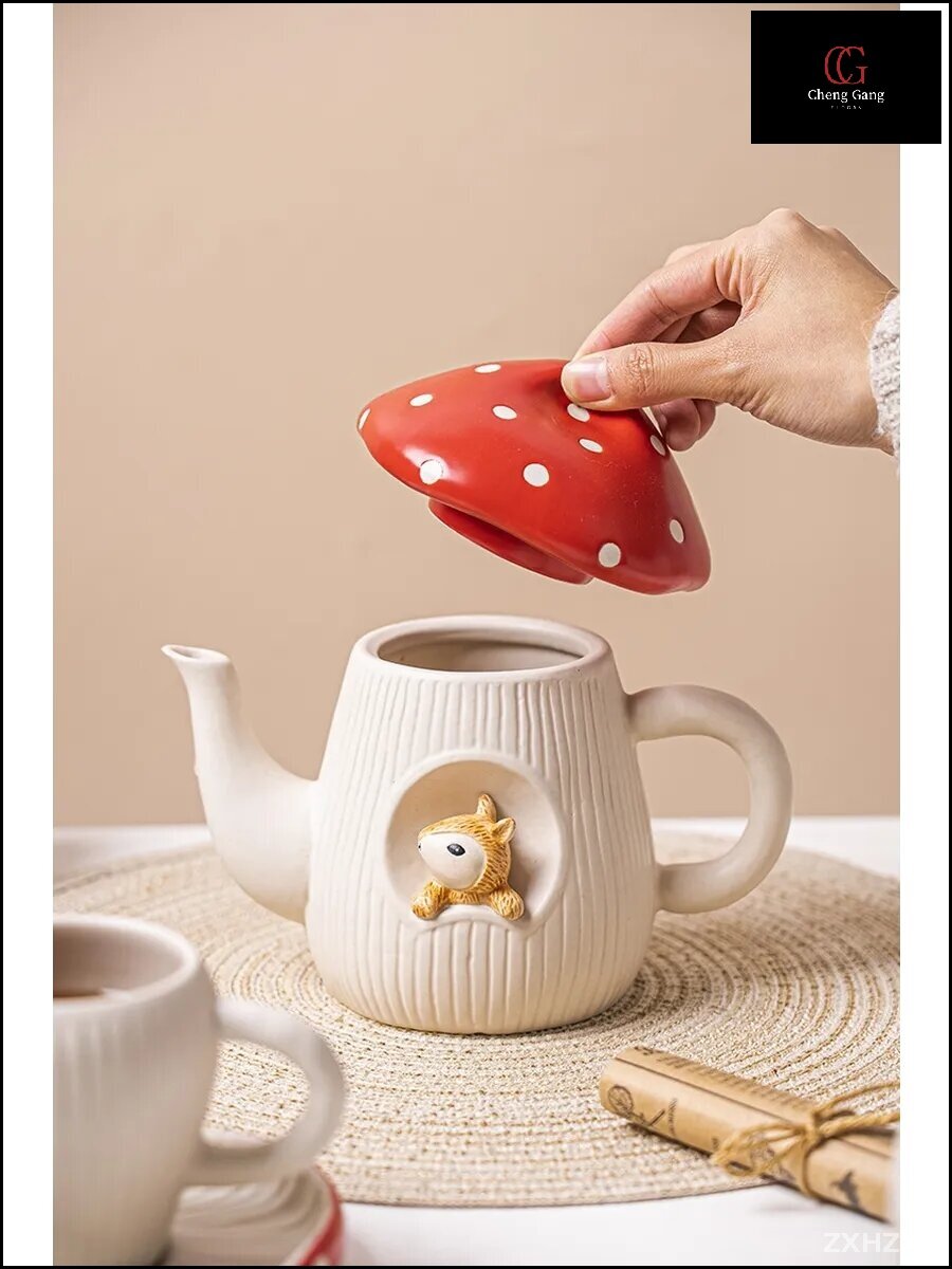 Эксклюзивный сервиз "Мухомор" - это не просто чайник, это произведение искусства, которое украси