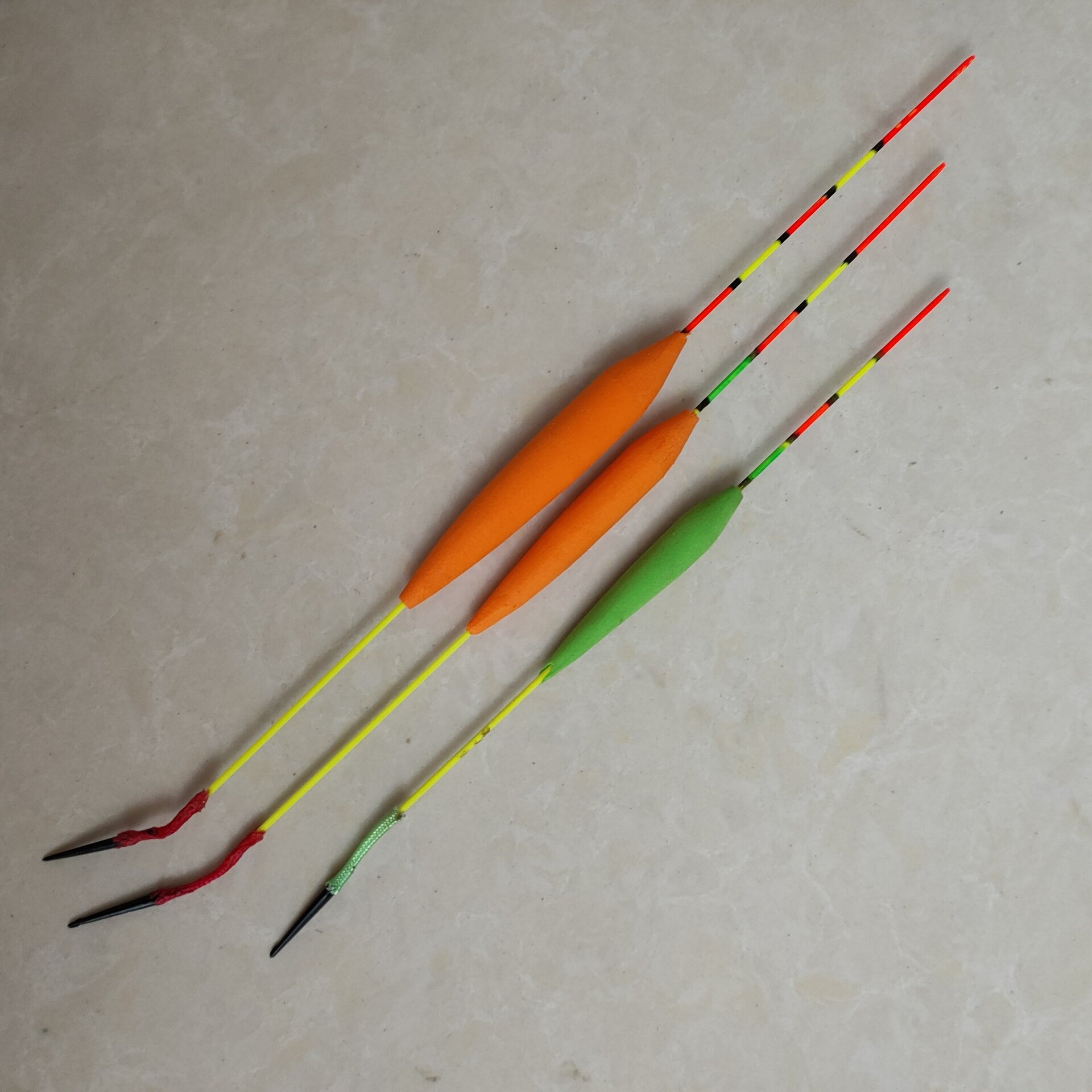 Производитель плавающих губок, поставщик мягких хвостовых поплавков для рыбалки, оптовая продажа ветроустойчивых губчатых поплавков