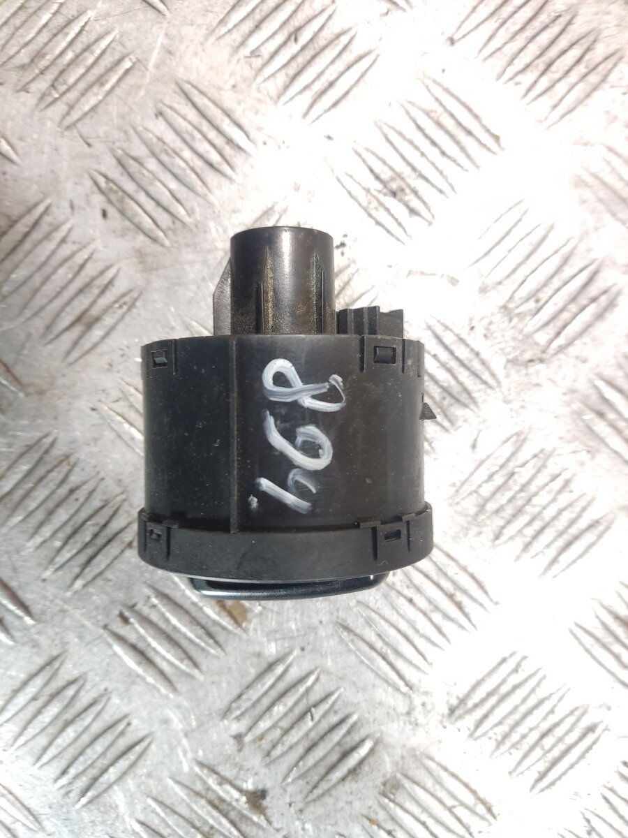 Переключатель света фар SKODA Octavia 2013-2020 5E0941431GWHI