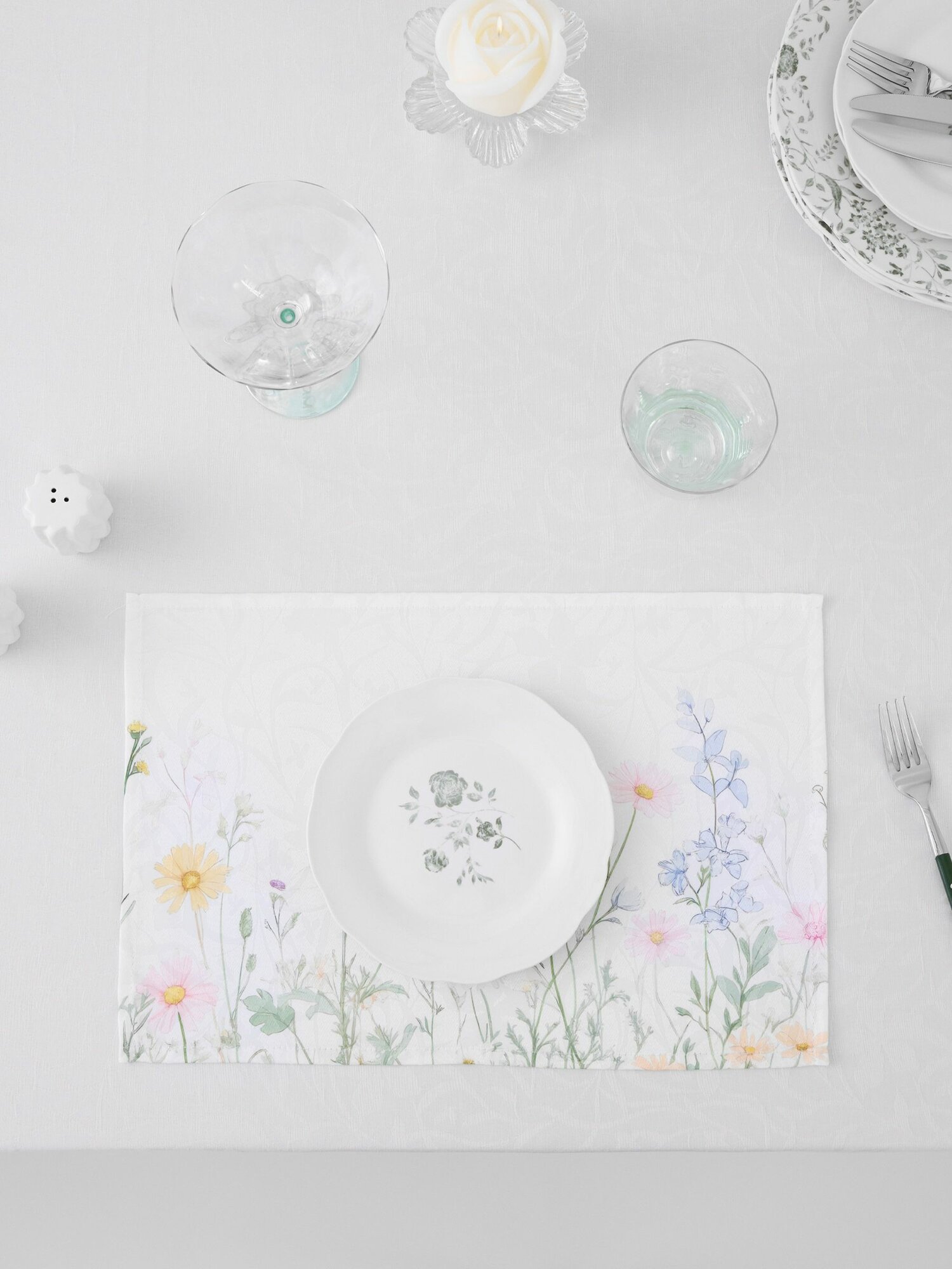 Салфетка под приборы, 30х45 см, жаккард, полиэстер, молочная, Полевые цветы, Petals serenity, Kuchenland