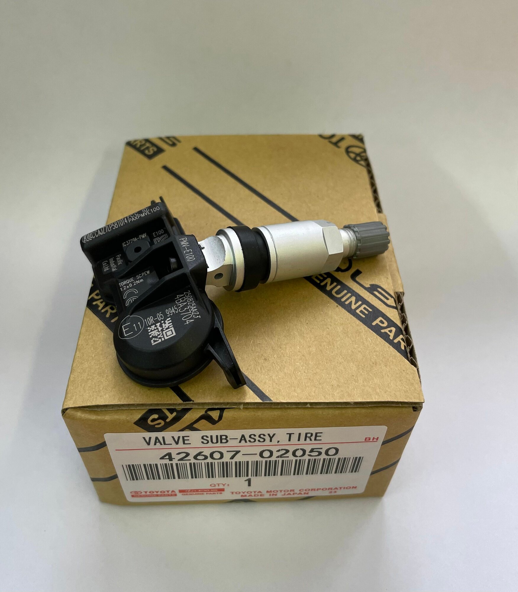 Датчик давления в шине 42607-02050