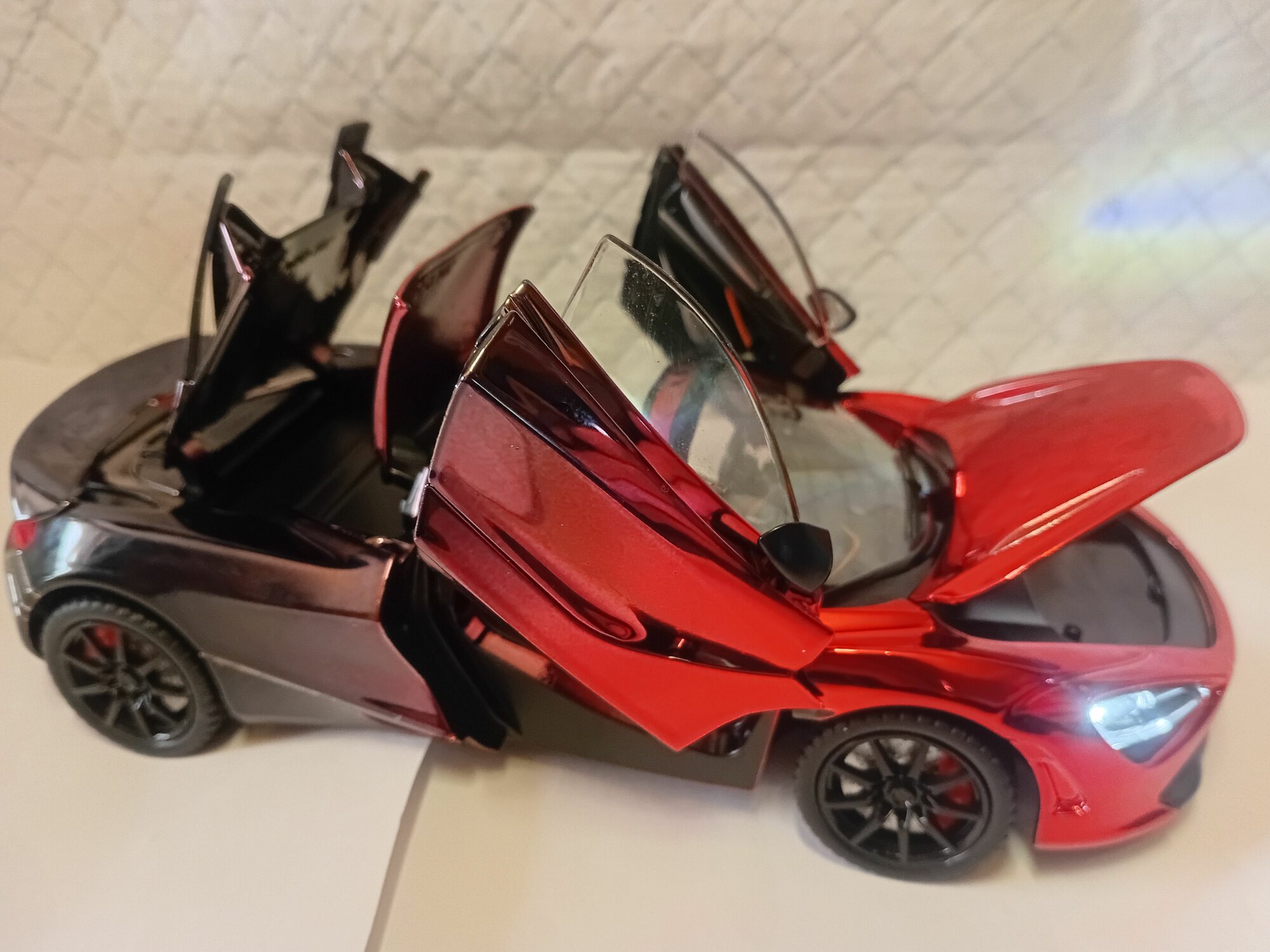 Машинка металлическая Lamborghini DIE-CAST 1:24 ( 21см. ) Кабриолет.