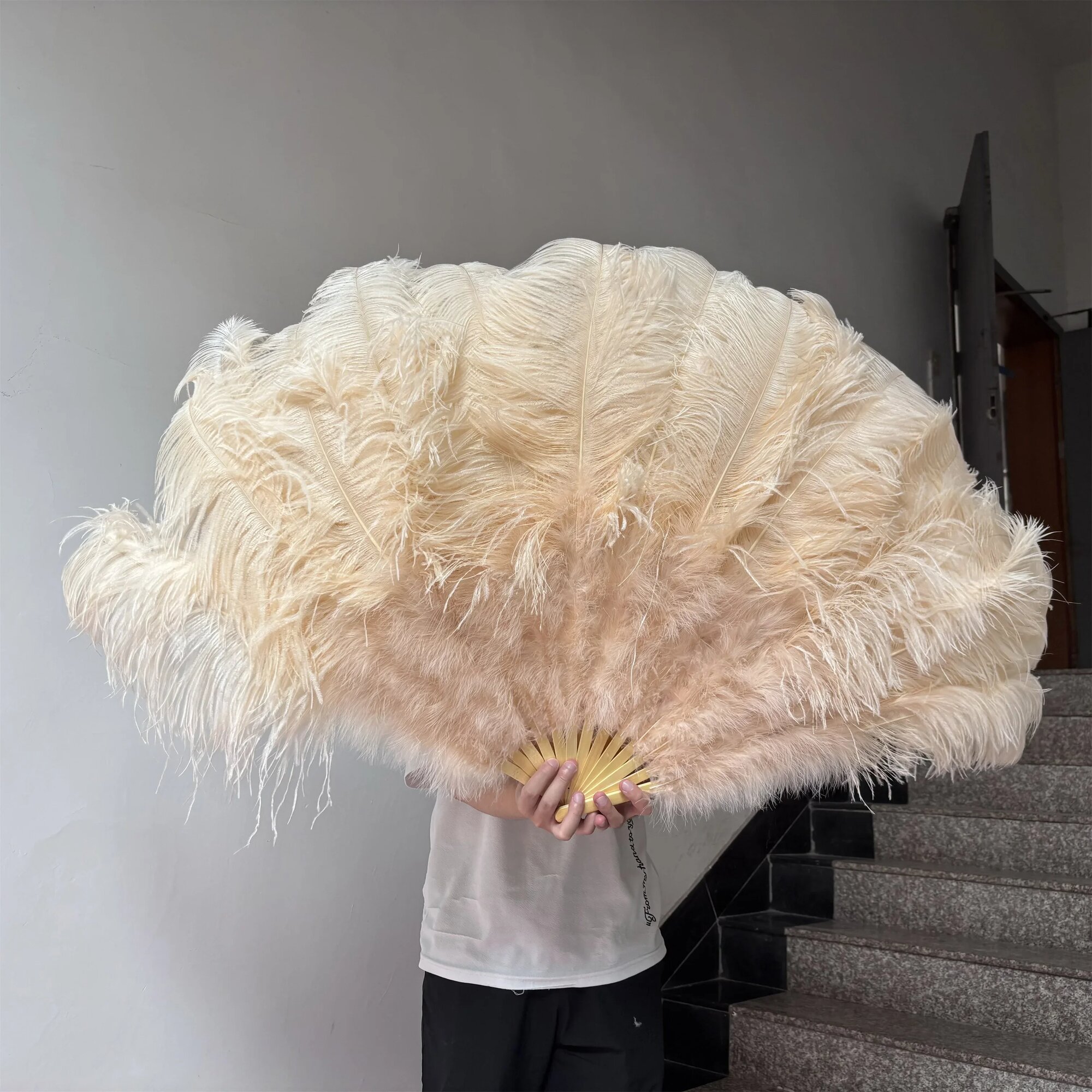 Натуральный веер из страусиных перьев 130 см Белый, 19 Champagne, 100cm 1PCS left hand