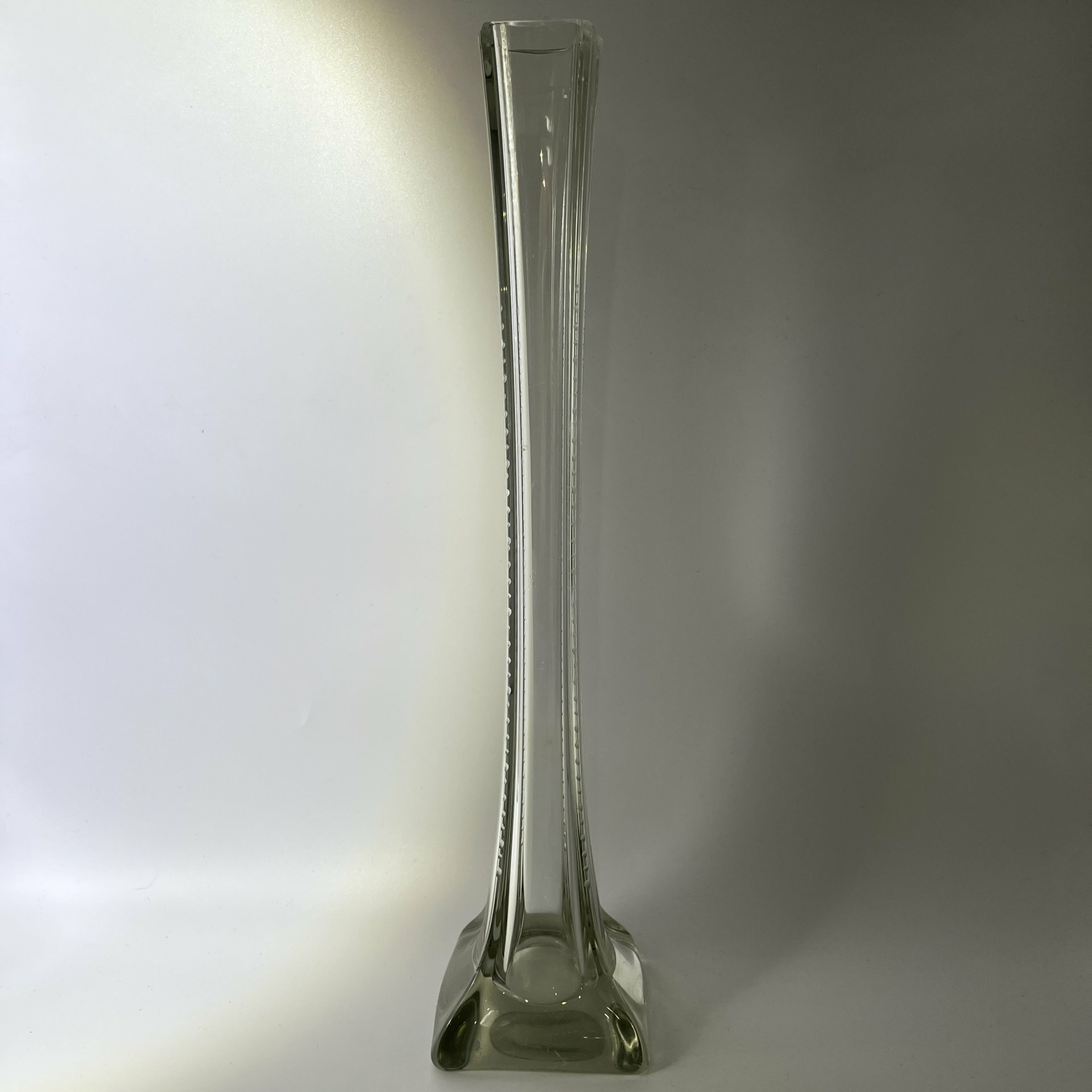 Ваза "Берц", стекло, гранение, СССР, 1950-1970 гг.