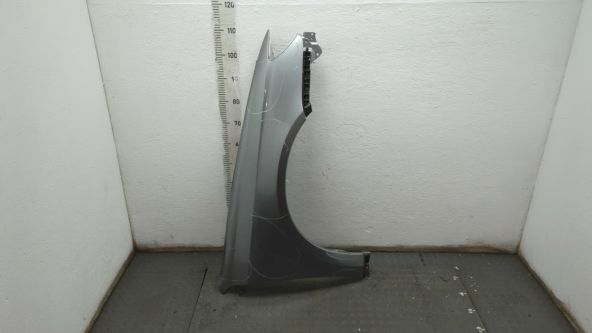 Крыло правое переднее Subaru Legacy (B13) Б/У