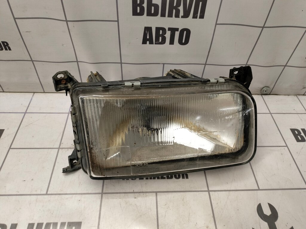 Фара правая VW Passat B3 1988-1993