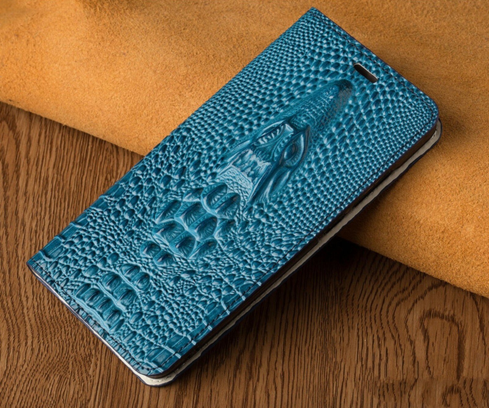 Чехол-книжка MyPads Premium для Apple iPhone 13 Pro Max из натуральной кожи с 3D рельефом головы крокодила синий