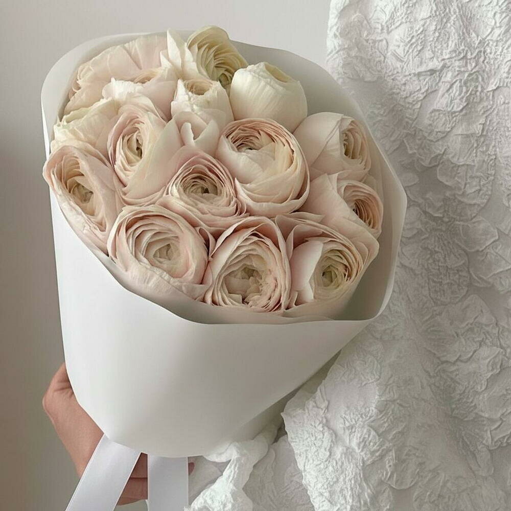 Букет Ранункулюсы(Лютики) Roncone Carmela 13 шт