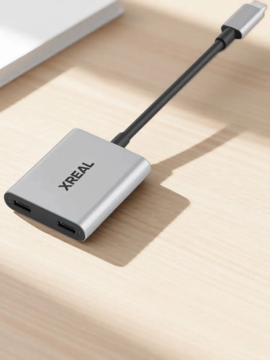Концентратор XREAL HUB, для очков AR XREAL, с разъемами USB Type-C, серебристый/темно-серый