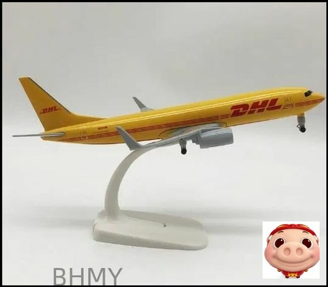 Металлическая модель самолета BOEING 737 DHL 20 см на подставке с шасси