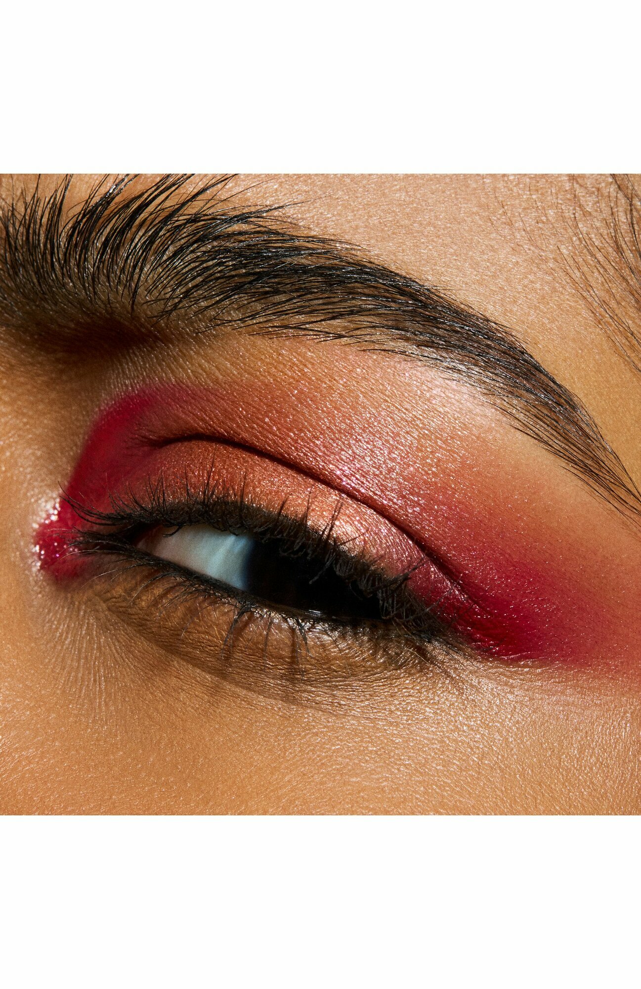 Тени для век Glitter Eye Shadow, оттенок Let's Roll (1g) MAC