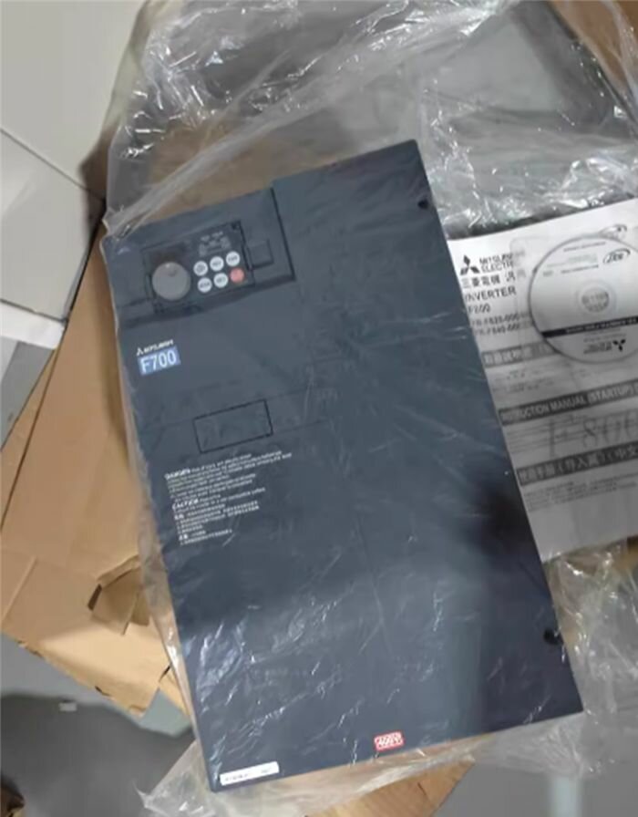 Модуль Mitsubishi FR-F740-30K-CHT Inverter
