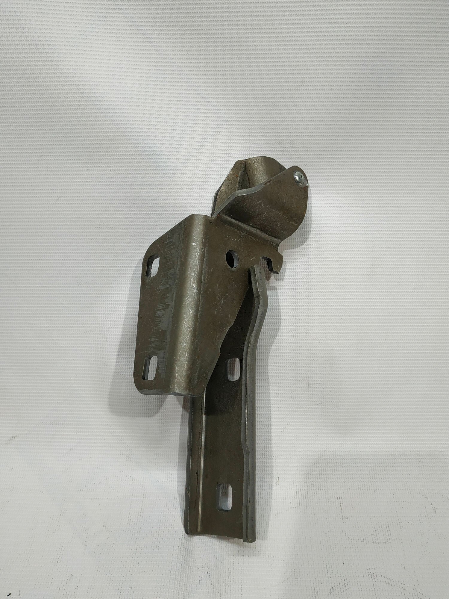 Петля капота подходит для 2170, Priora правая - арт. 21708407010