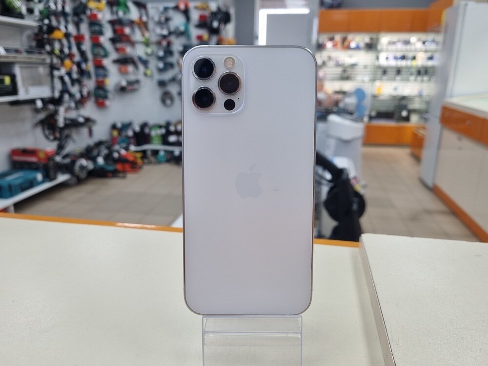 Смартфон Apple iPhone 12 Pro 128 ГБ, nano SIM+eSIM, серебристый Б\У
