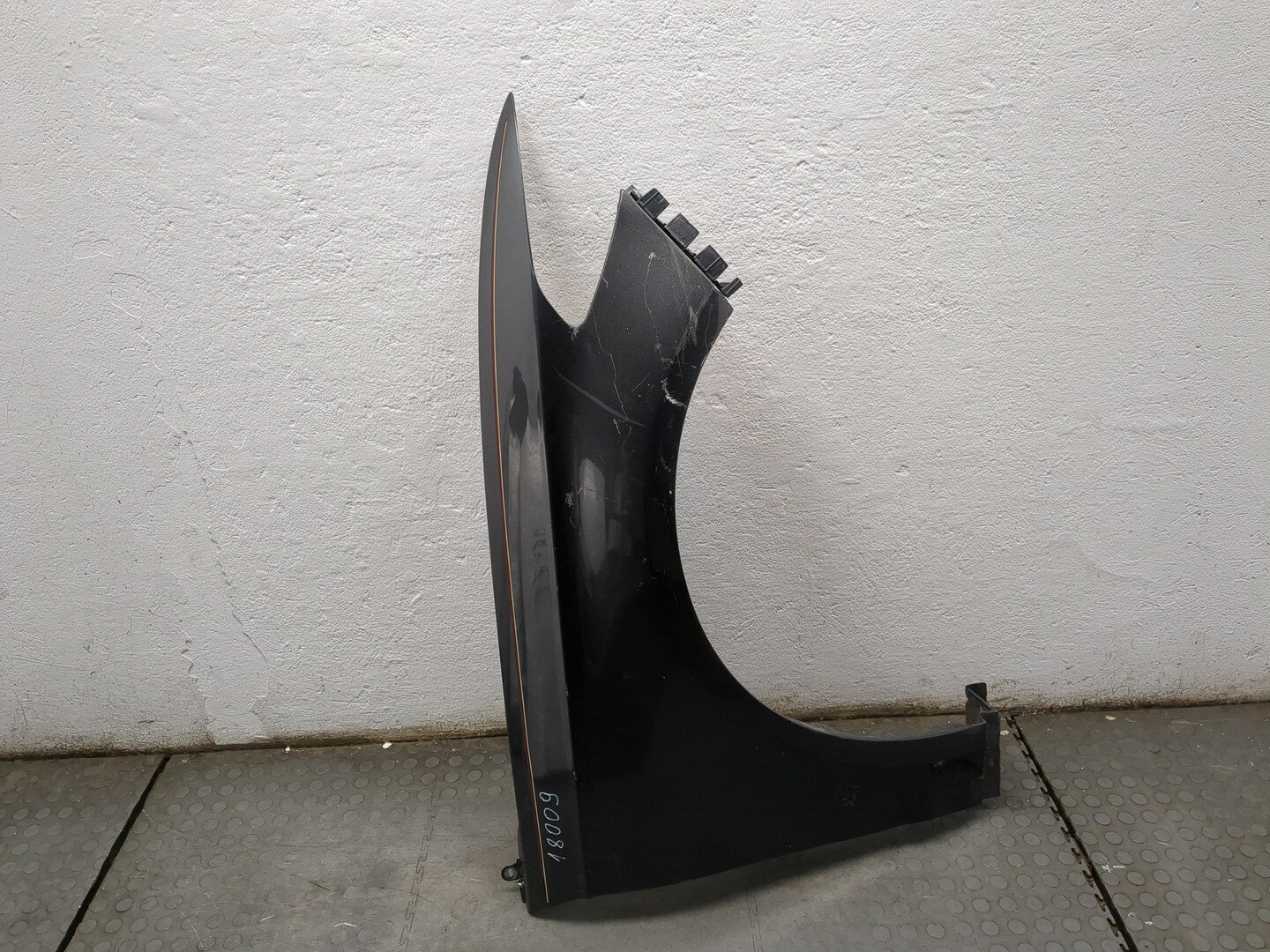 Крыло правое переднее Ford Fusion USA Б/У