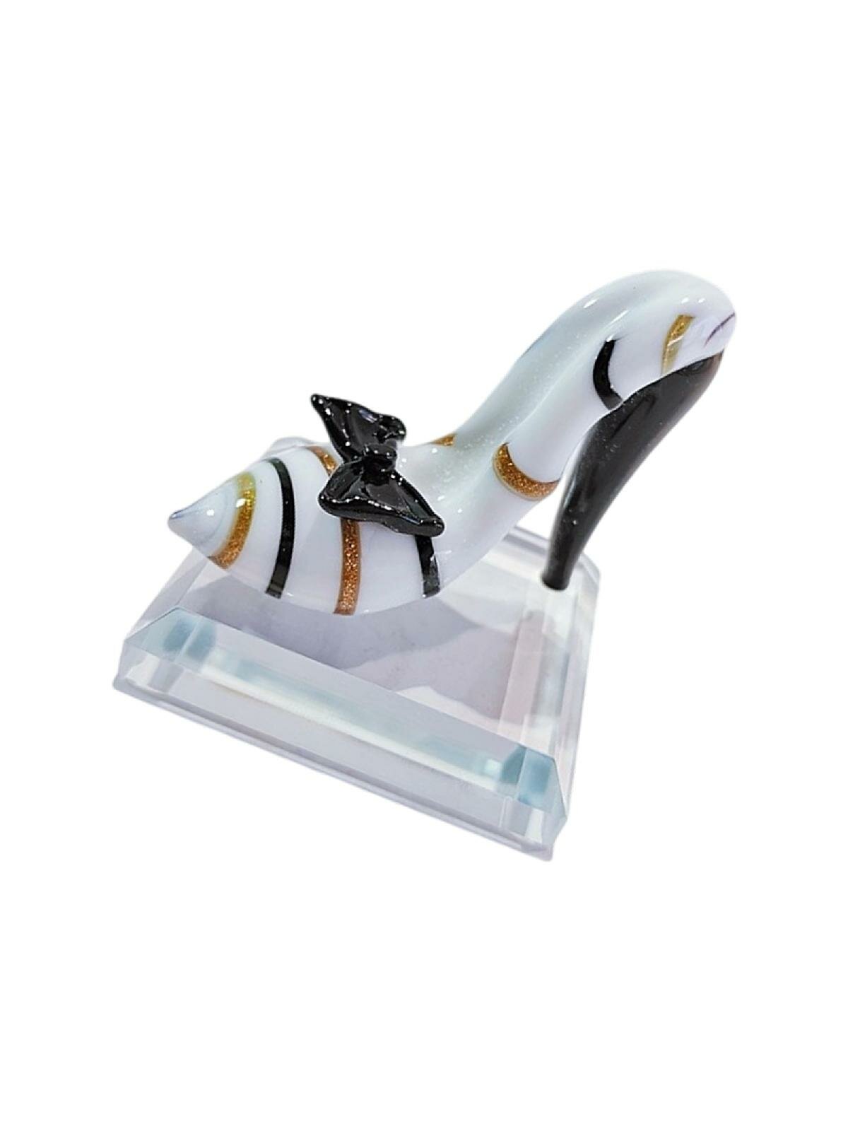 Стеклянные статуэтки на каблуке, украшения в центре Декоративной Коллекционной статуэтки