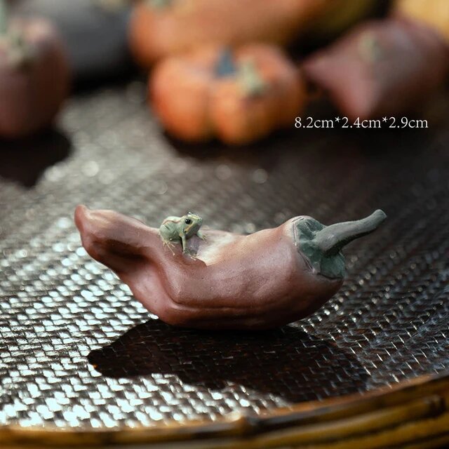 Игрушки для чаепития, креативные фигурки лягушек из фиолетовой глины, раскрашенные аэрозольной краской, тыквы, скульптуры фруктов из фиолетовой глины, чайные сервизы в стиле кунг-фу, украшения и изделия ручной работы для чайной церемонии.