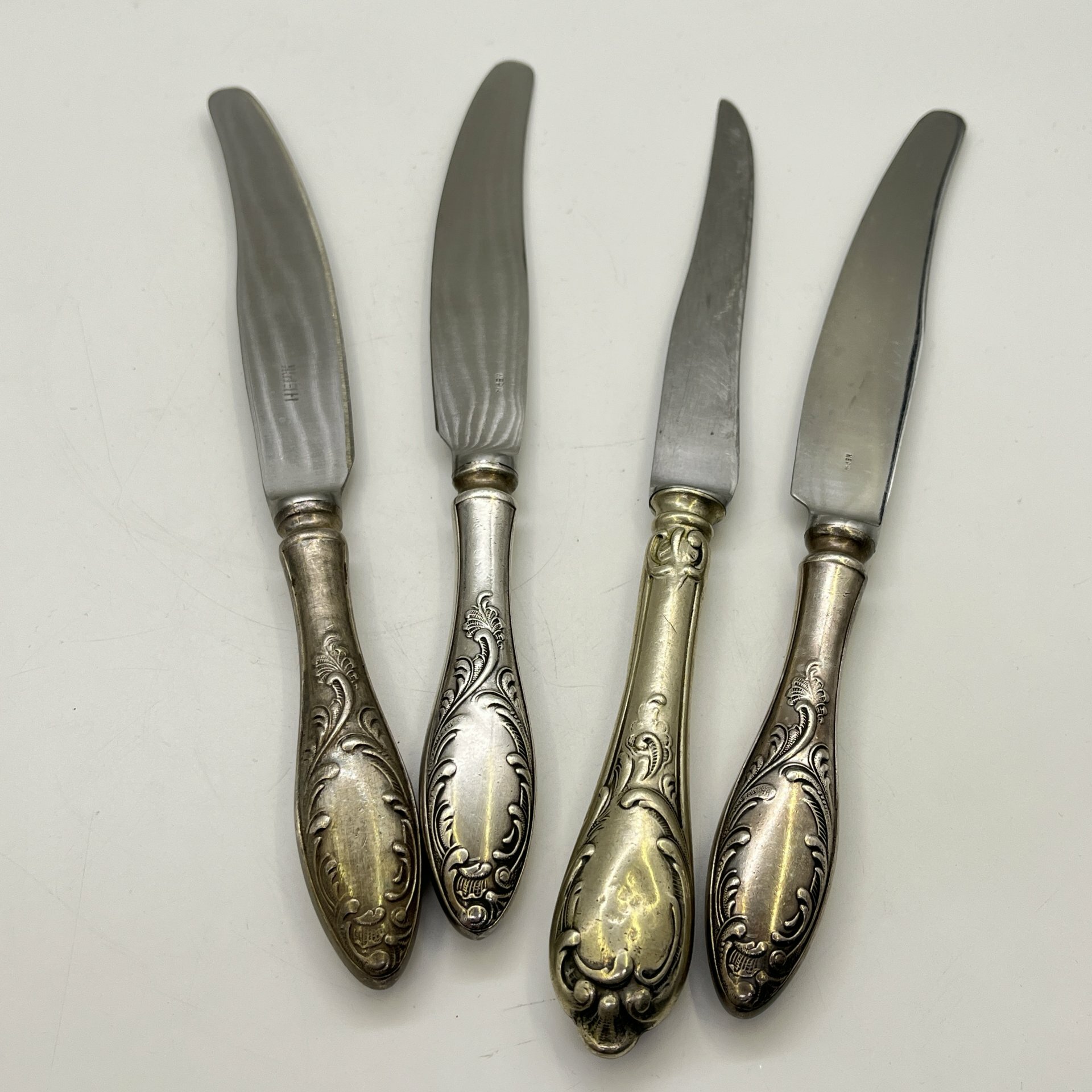 Набор из 4 столовых ножей "Пламя" (подбор), мНЦ (медь-никель-цинк)