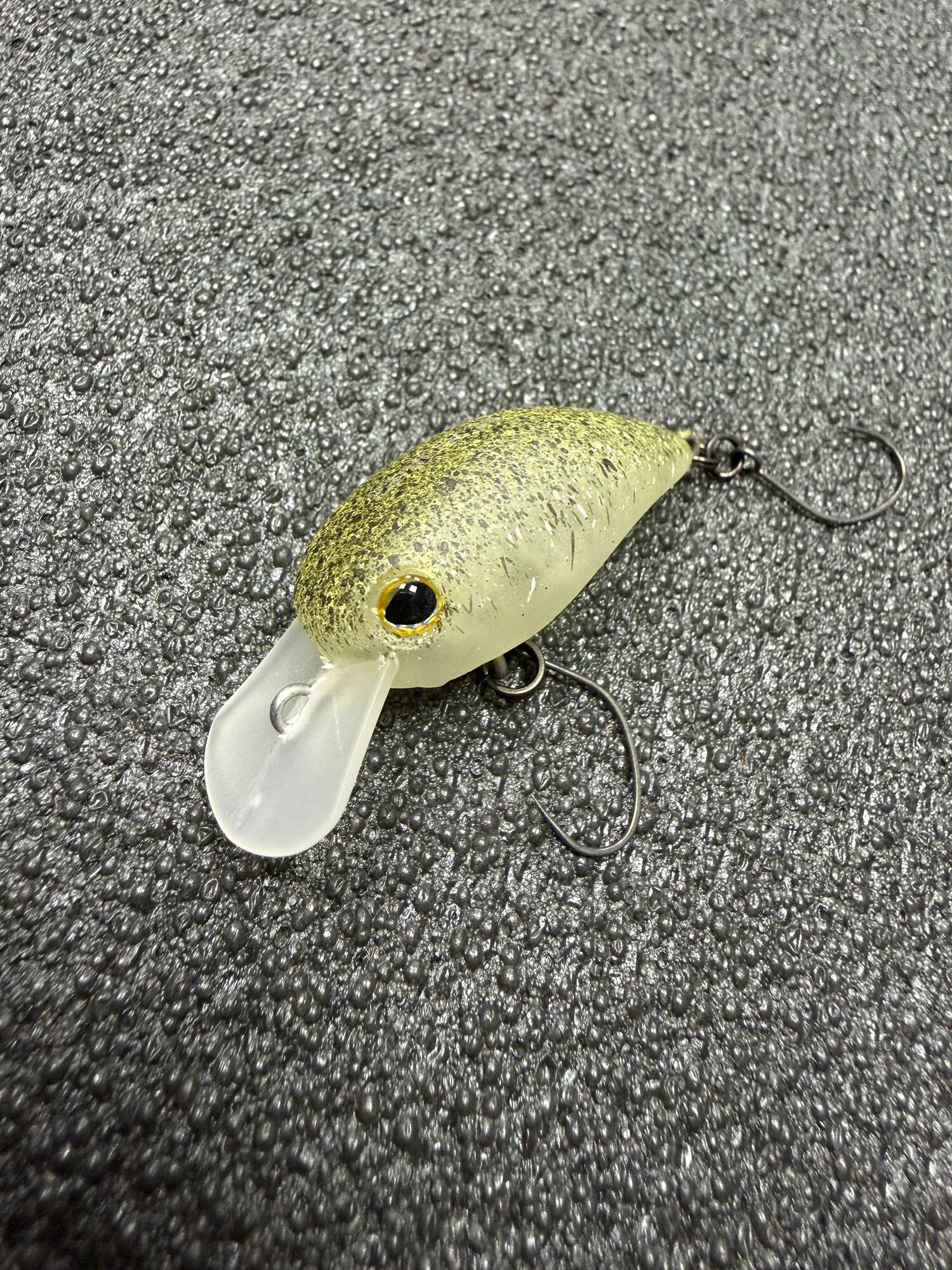 Воблер JACKALL Timon PaniCra SR #Shobokregro 32 мм, 3 грамма, плавающий