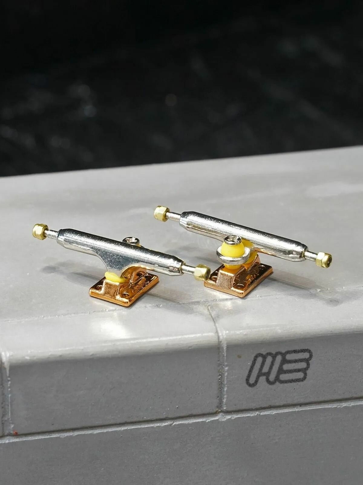 Траки для фингерборда MSS Pro 2.0 inverted 32 мм silver/gold