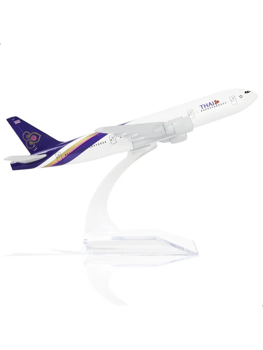 Модель Boeing 777 Thai Airways 1:400 15 см металл
