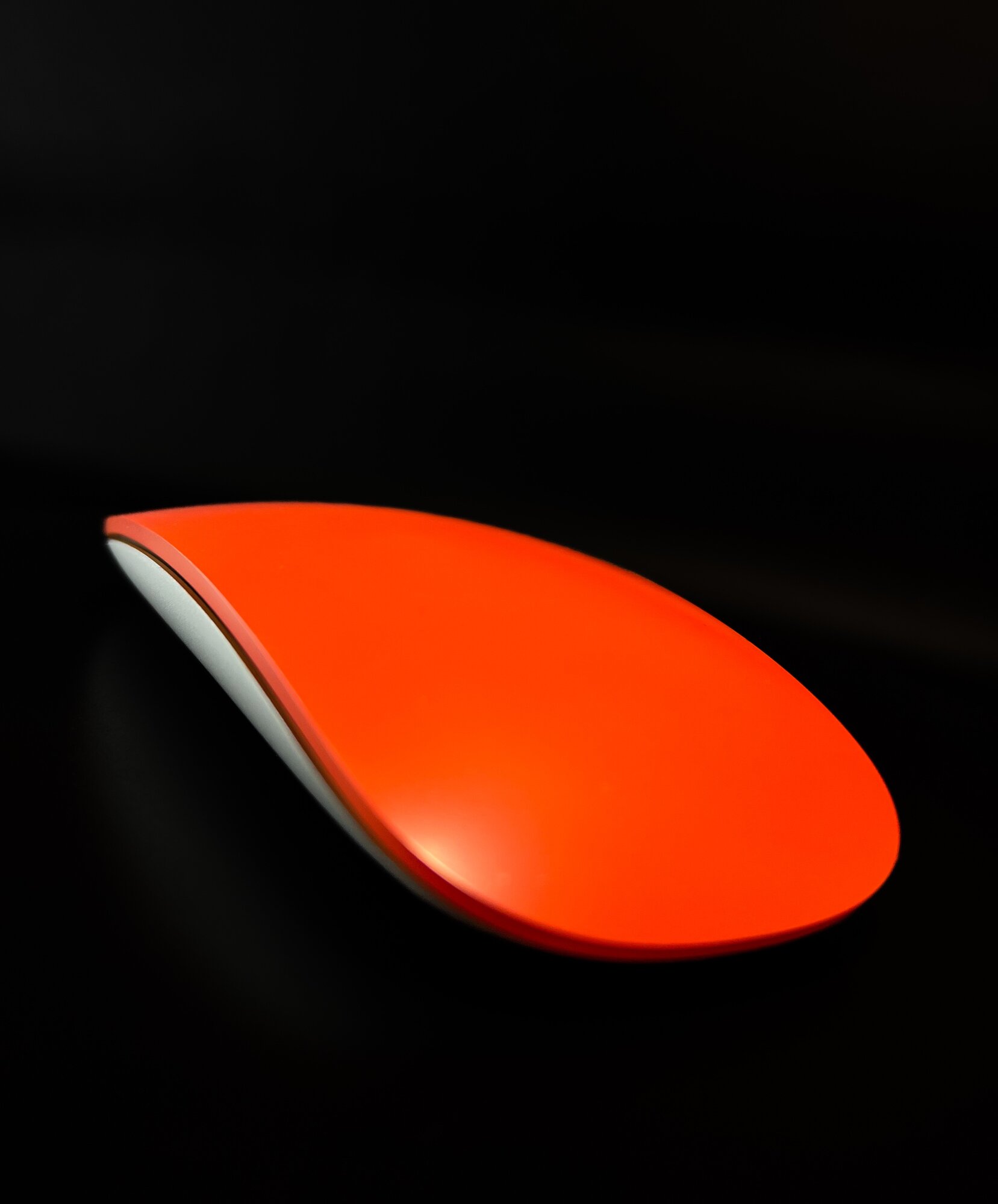 Беспроводная компьютерная мышь Apple Magic Mouse 3 "Custom" Оранжевая матовая ral-2004