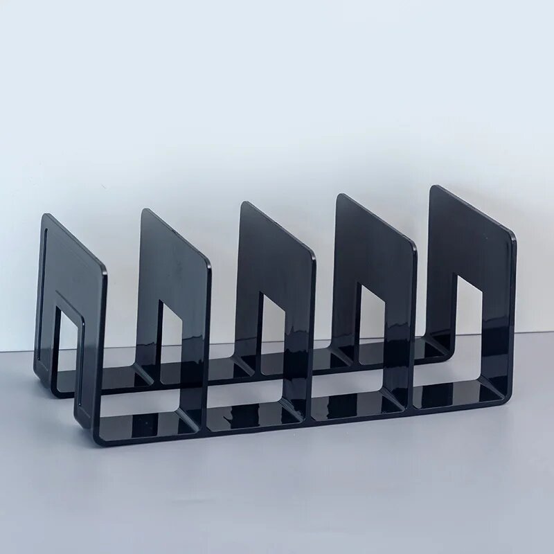 Прозрачный акриловый стеллаж для сумок