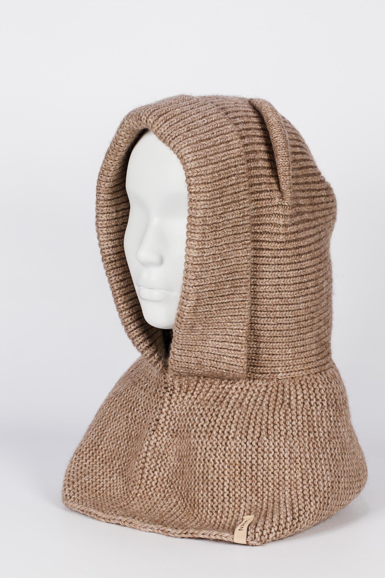 Капор для женщин